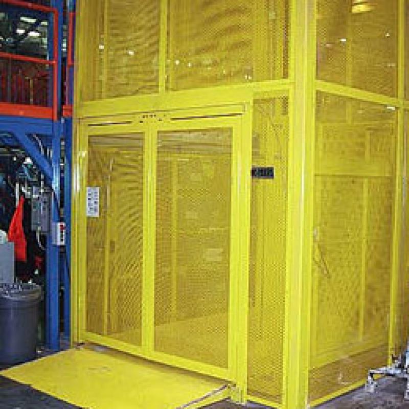 Hydraulic Vertical Lifts | W.E. Carlson Corporation