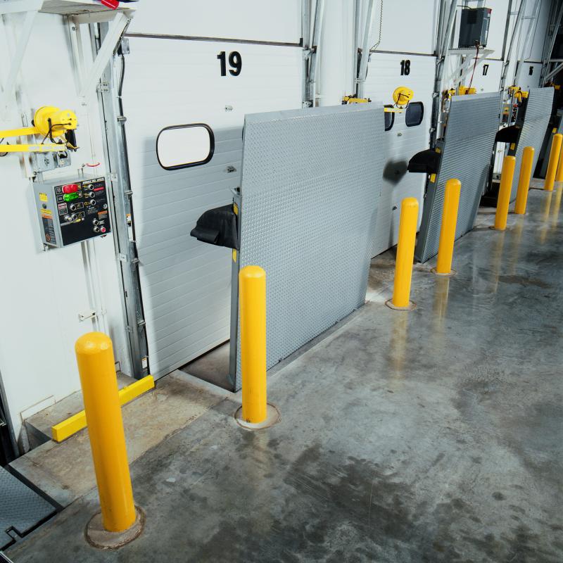 RHV Vertical Hydraulic Leveler | W.E. Carlson Corporation