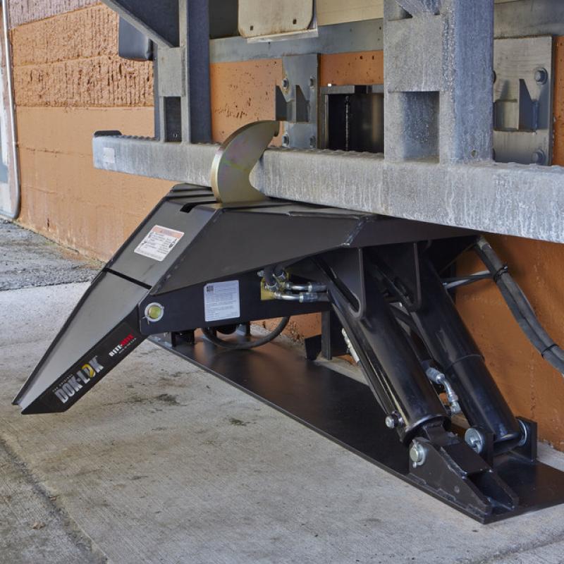 Stabilizing Trailer Restraint | W.E. Carlson Corporation
