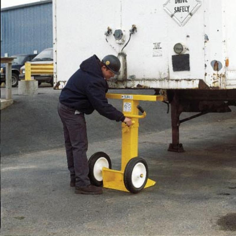 TS-2000 Trailer Stand | W.E. Carlson Corporation